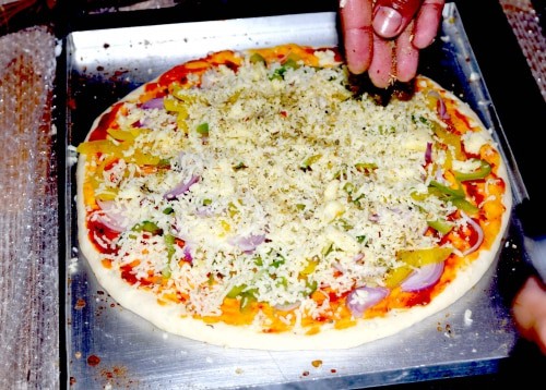 Homemade Pizza Recipe: Easy Step-by-Step Guide (From Scratch!) Recipe